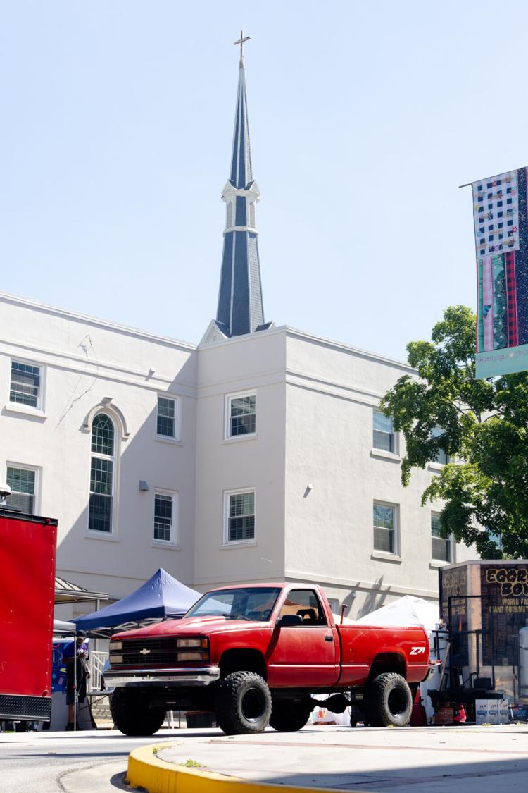 PHOTOS: 26th annual Hot Corner Festival | Multimedia | redandblack.com