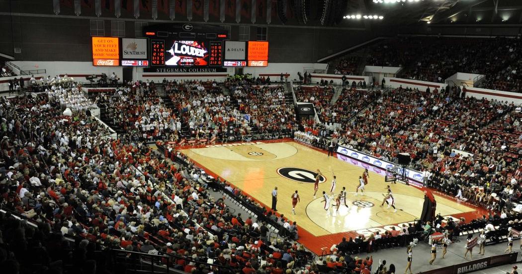 Carlos Strong honored for role with youth basketball team | Georgia ...