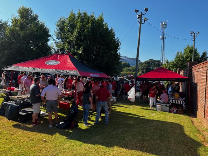 The ultimate UGA tailgates | Tailgate | redandblack.com