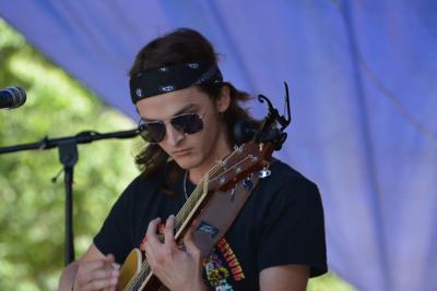 Q & Eight: Benjamin Simpson | Variety | redandblack.com