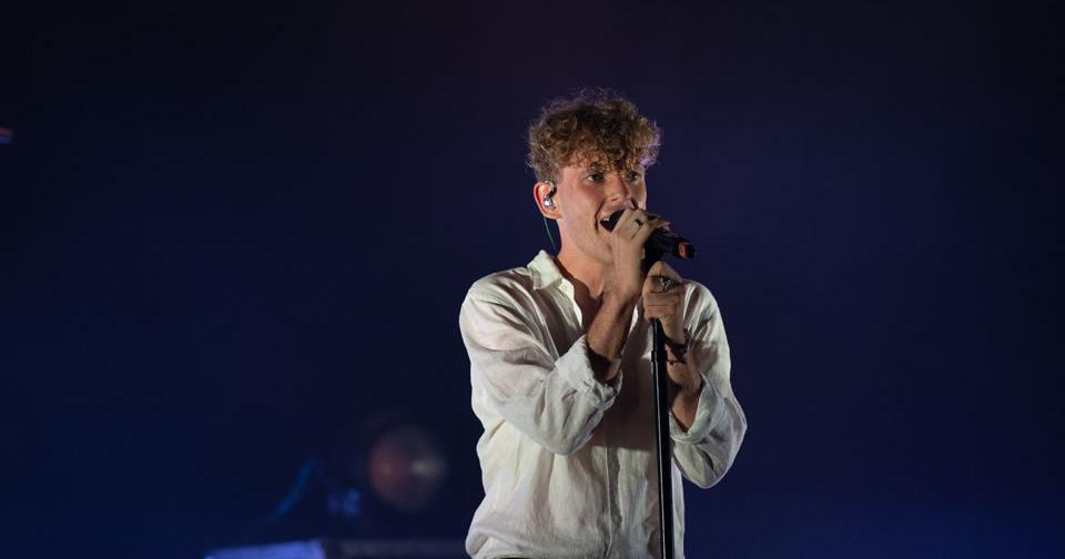 PHOTOS: Indie pop band COIN performs at Georgia Theatre | Multimedia ...