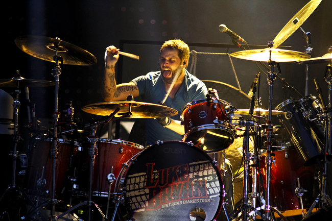 Jason Aldean Concert at Sanford Stadium | Featured | redandblack.com