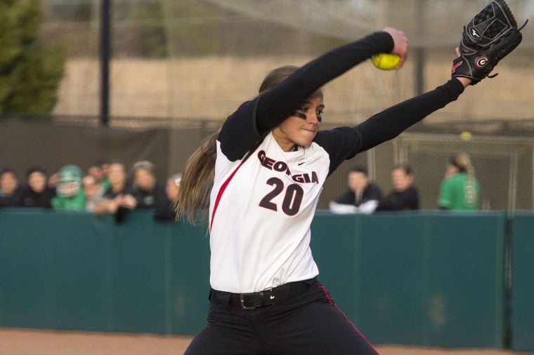 Georgia Softball versus Winthrop | Photo Galleries | redandblack.com