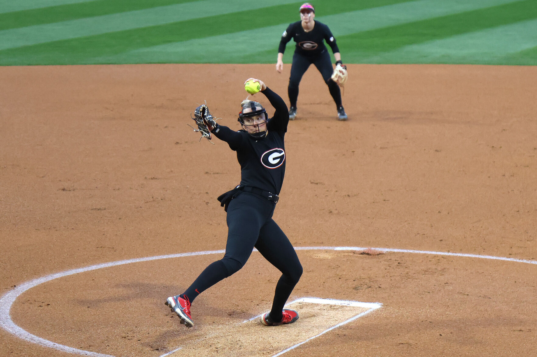 PHOTOS: UGA Softball vs. Clemson | Multimedia | redandblack.com