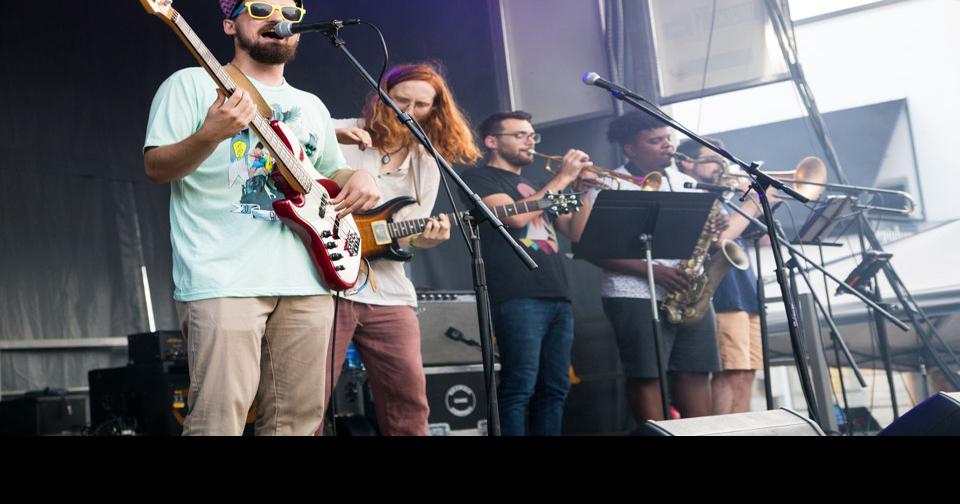 Hometown band Universal Sigh plays groovy set for energetic crowd ...