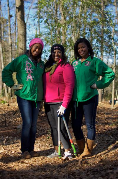 Alpha Kappa Alpha sorority remembers MLK with Day of Service | Campus ...