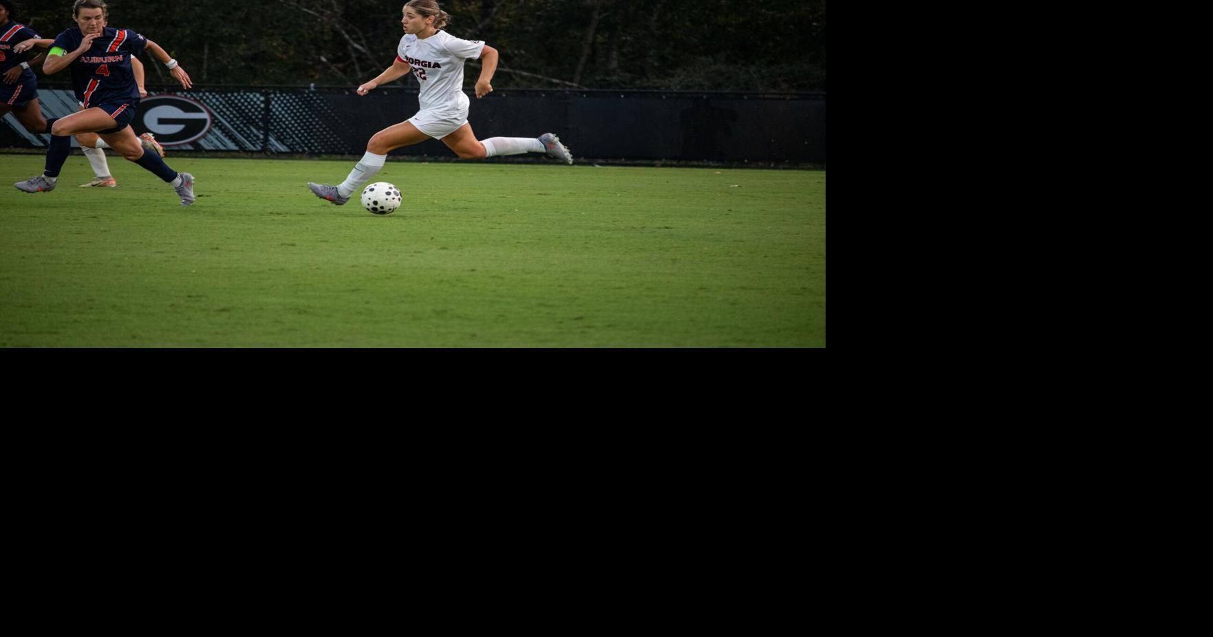 PHOTOS: UGA Soccer vs. Auburn | Multimedia | redandblack.com