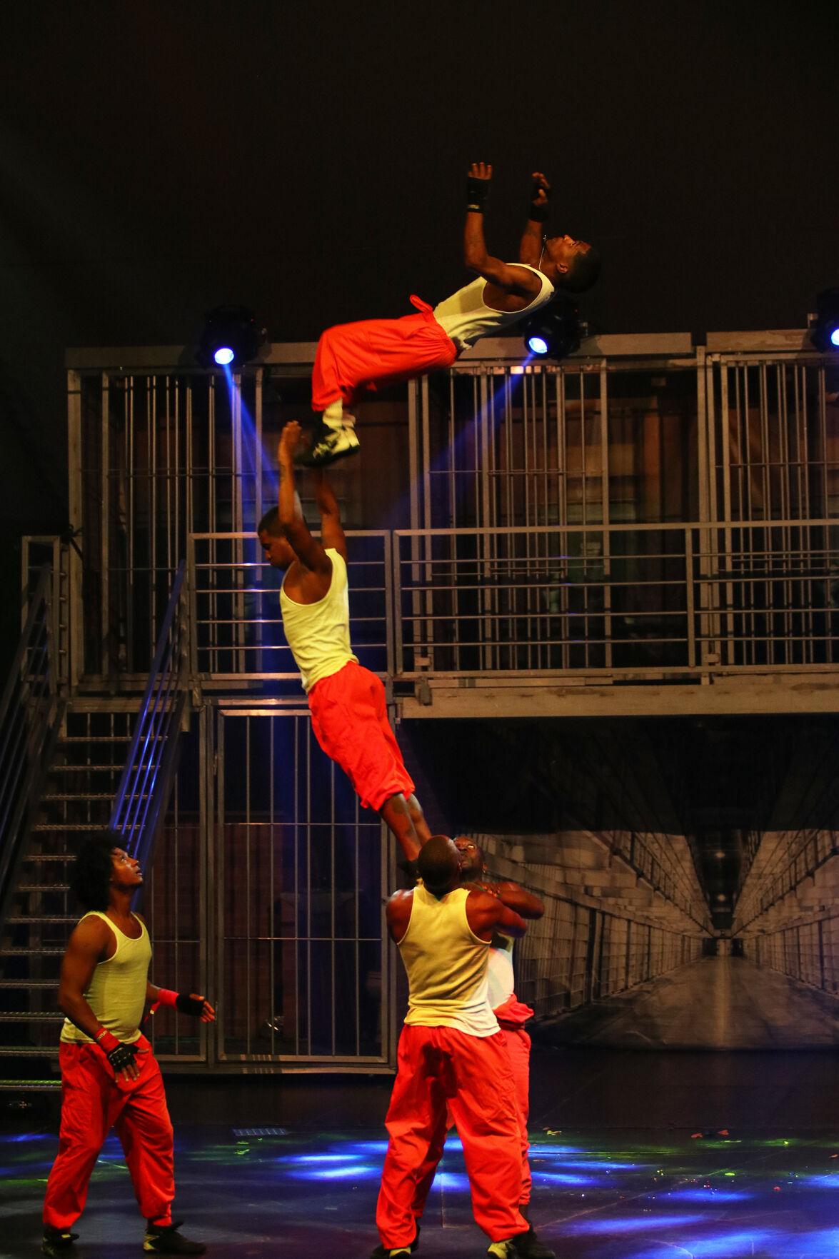 Friendship, comedy and R-rated Acts: Cirque Alcatraz visits Athens ...