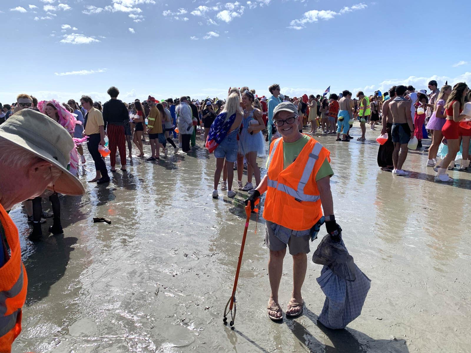 Frat Beach fallout: How volunteers keep St. Simons Island clean | Arts ...
