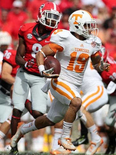 PHOTO GALLERY: Georgia vs. Tennessee football | Rbtv | redandblack.com