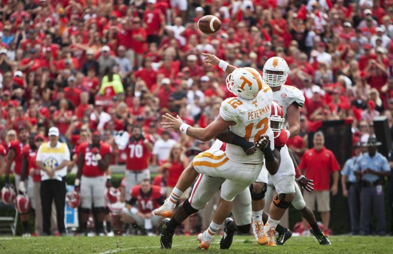 PHOTO GALLERY: Georgia vs. Tennessee football | Rbtv | redandblack.com