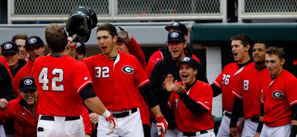 Chipper Jones speaks to Georgia baseball players at annual banquet ...