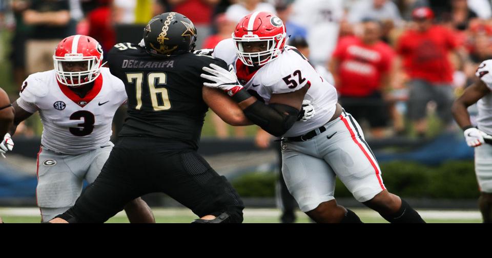 Linked in: Georgia defensive line chains together with senior ...