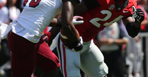 Dominick Sanders impressive as lone true freshman starter on Georgia ...
