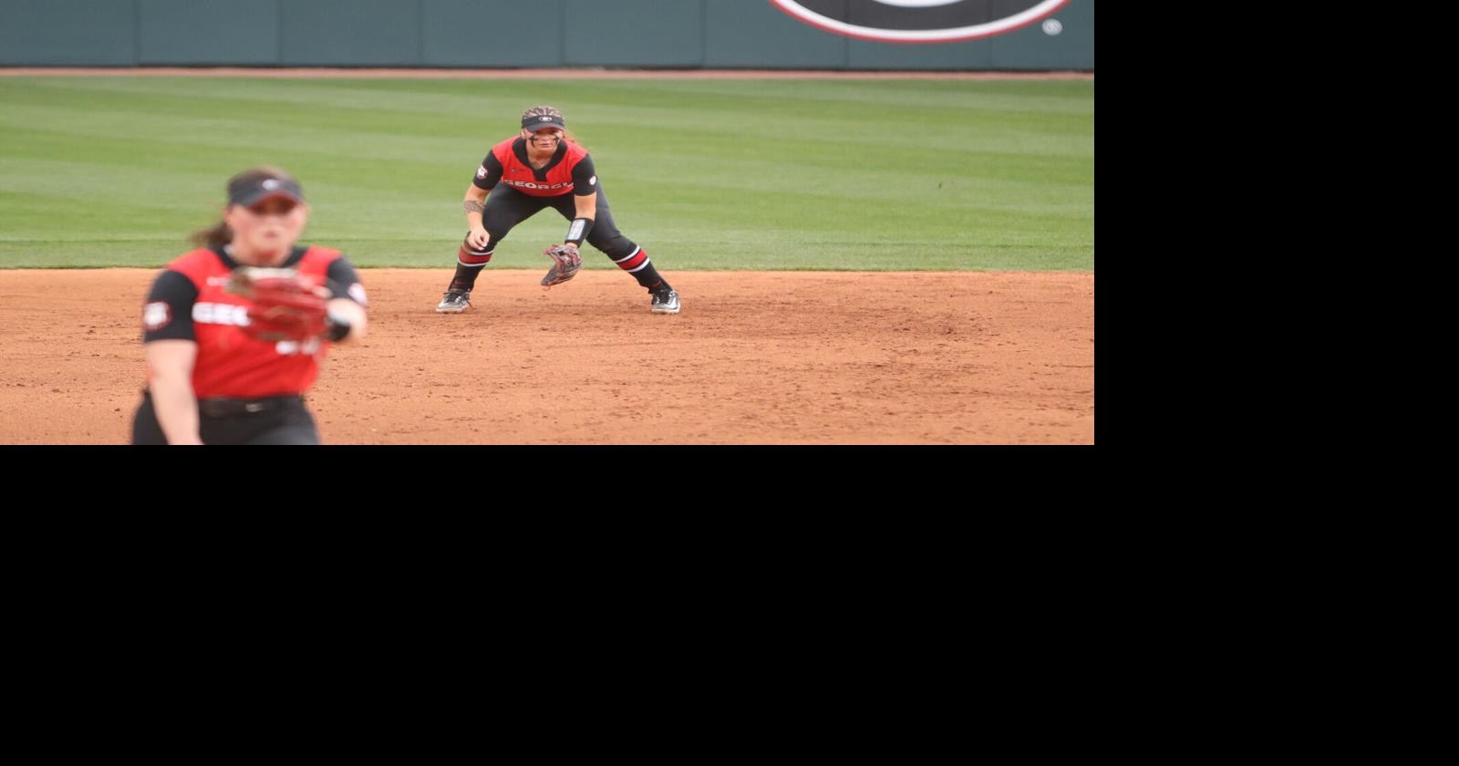 UGA Softball succeeds in first away game against Texas A&M, 7-5 ...