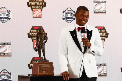 Deandre Baker wins Jim Thorpe Award | Football | redandblack.com