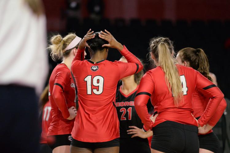 PHOTOS: UGA volleyball loses to Auburn 3-0 | Multimedia | redandblack.com
