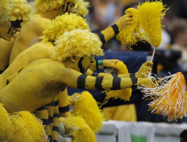 PHOTO GALLERY: Fan Reactions at Georgia v. Georgia Tech | Georgia ...