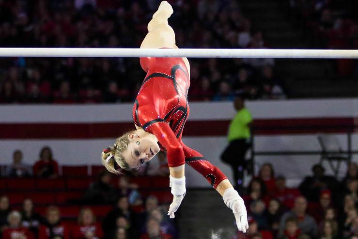 Georgia gymnastics drops to No. 13 after two losses last week | Georgia ...