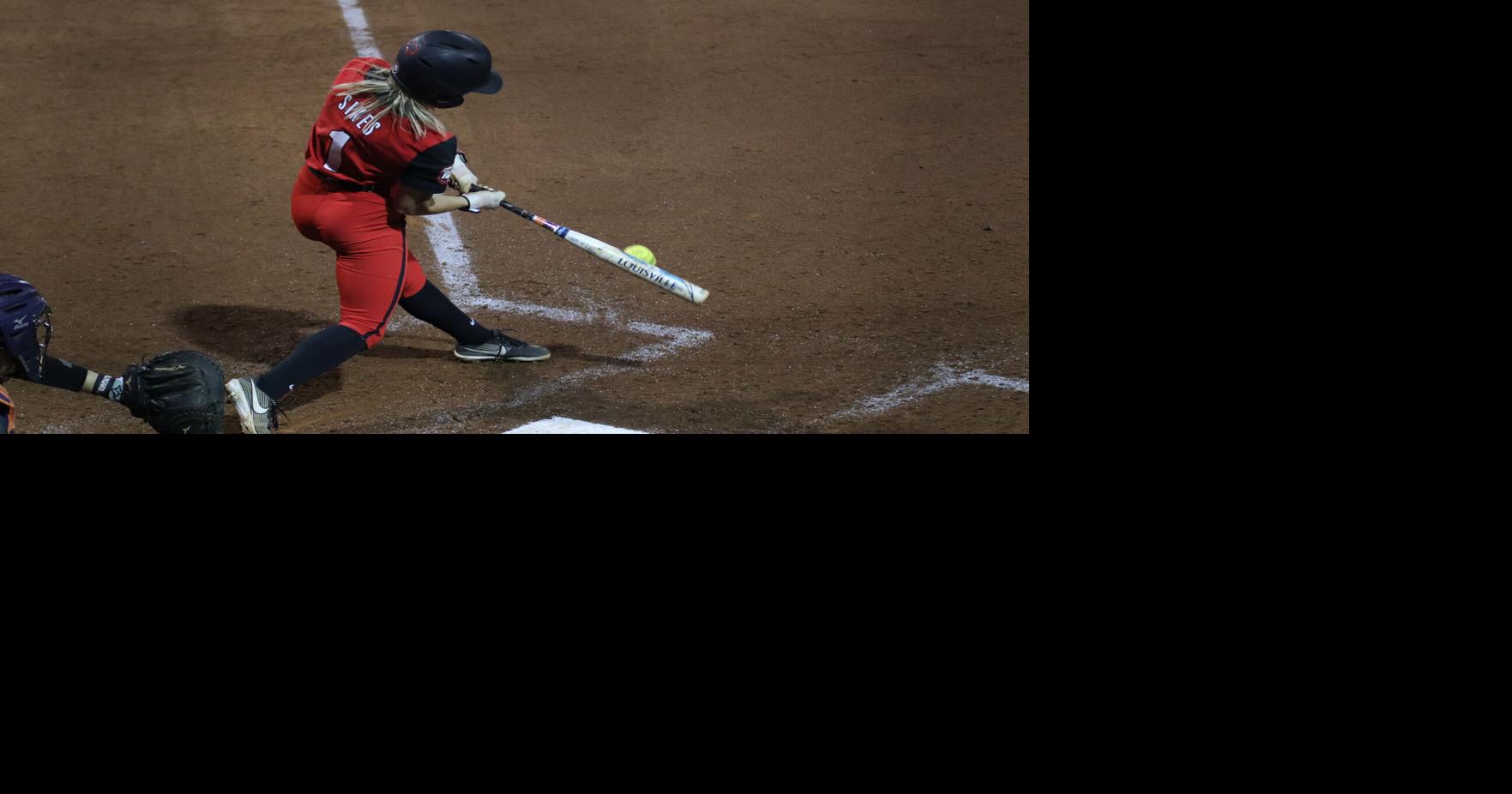 Savana Sikes walks it off for Georgia softball in 3-2 victory over ...
