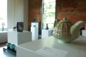Alumni potters peddle artwork | Variety | redandblack.com