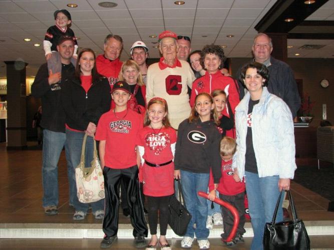 Leading the cheer: 90 years of a true Bulldog's life | Georgia Sports ...