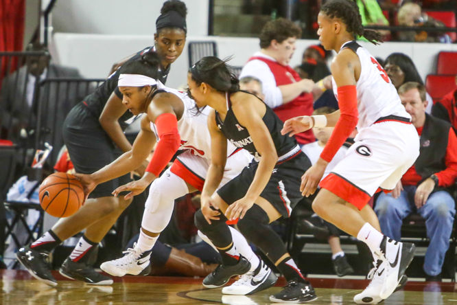 Georgia Lady Bulldogs defeat Cincinnati Bearcats | Georgia Sports ...