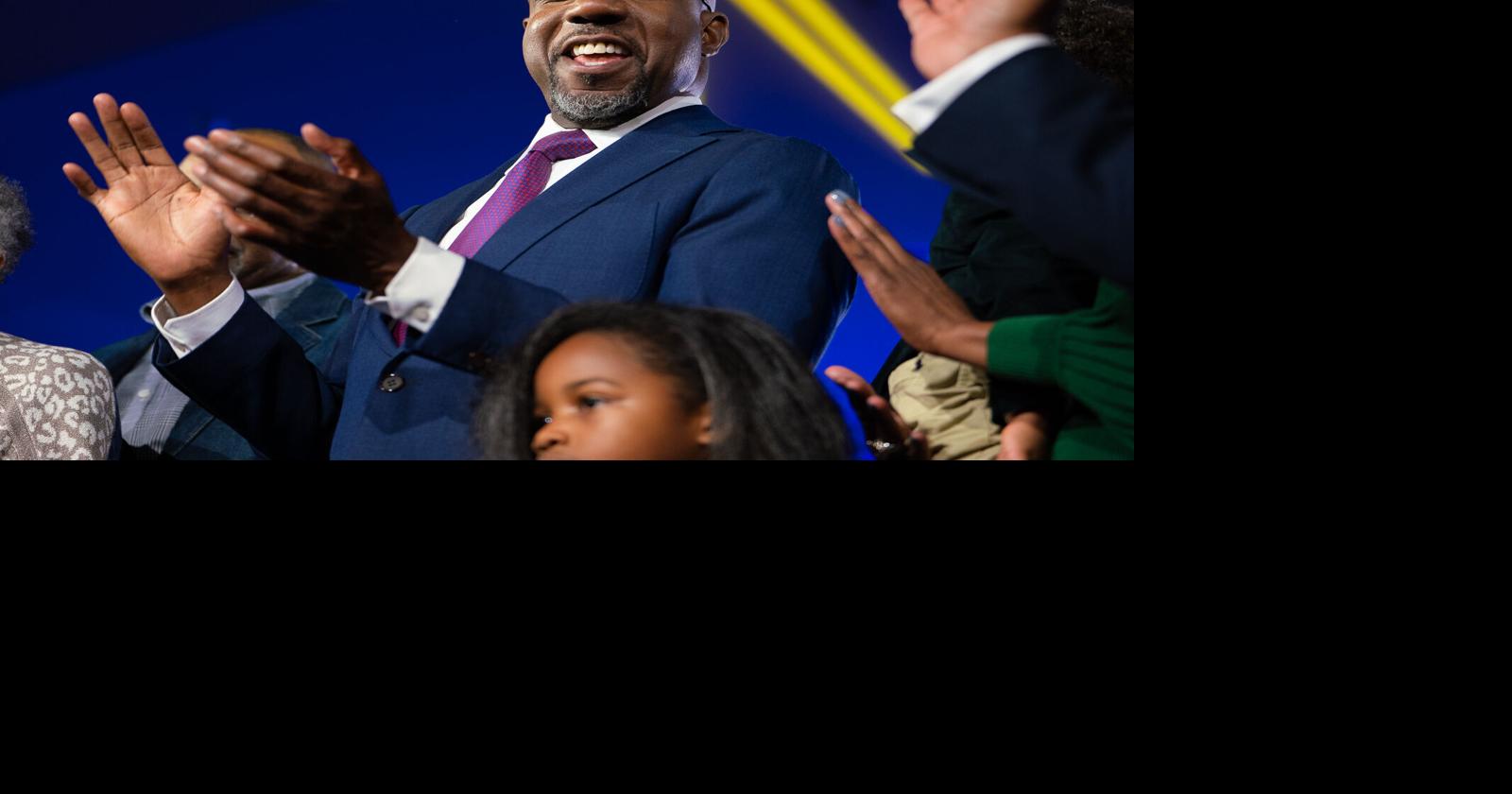 PHOTOS: Warnock defeats Walker in Georgia Senate runoff | Multimedia | redandblack.com