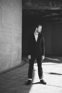 Ethan Gruska set to open for Ray Lamontagne at the Classic Center ...