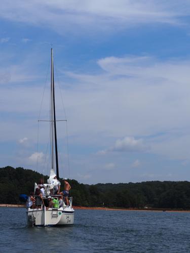Practicing at Lake Lanier gives Georgia's club sailing team an edge ...