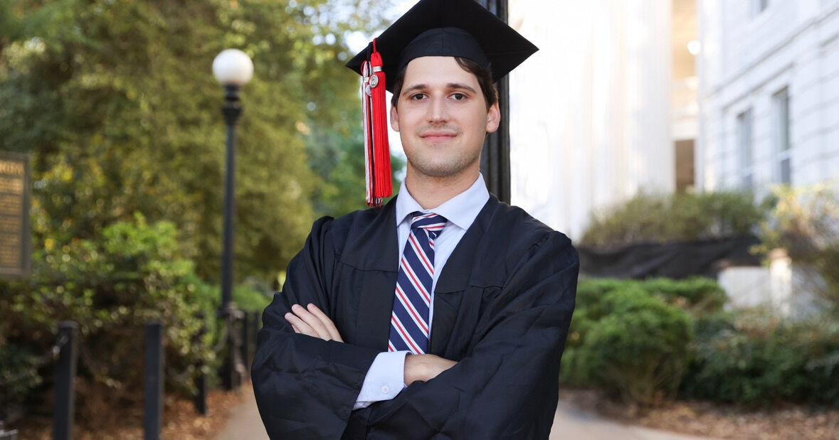 Dillon Edelson | Class of 2023 | | redandblack.com