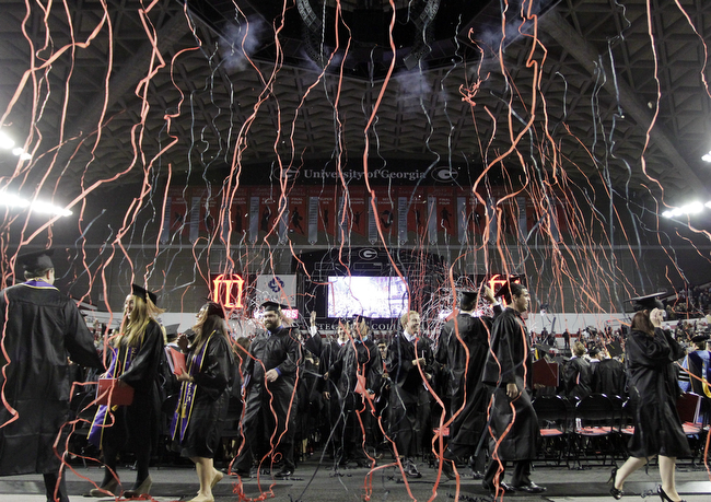PHOTOS: A look back at UGA's commencement ceremonies through the years ...