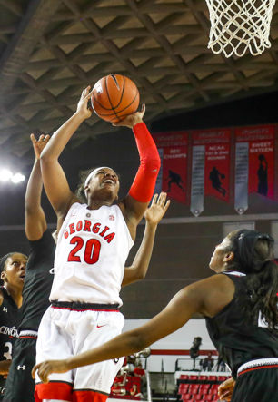 Georgia Lady Bulldogs defeat Cincinnati Bearcats | Georgia Sports ...