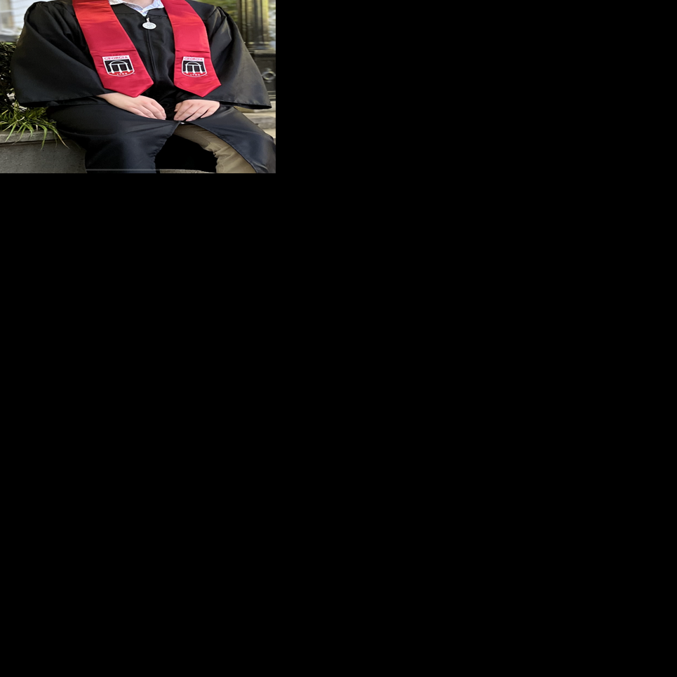 Carson Barrett | Class of 2024 | | redandblack.com