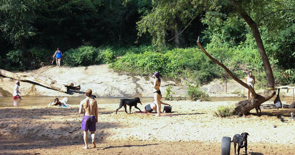 PHOTOS: Summer Spots | Redneck Beach | Arts & Culture | redandblack.com