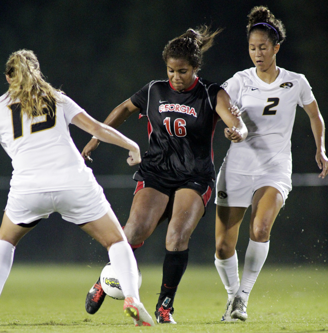 PHOTO GALLERY: Georgia Soccer versus Missouri | Featured | redandblack.com