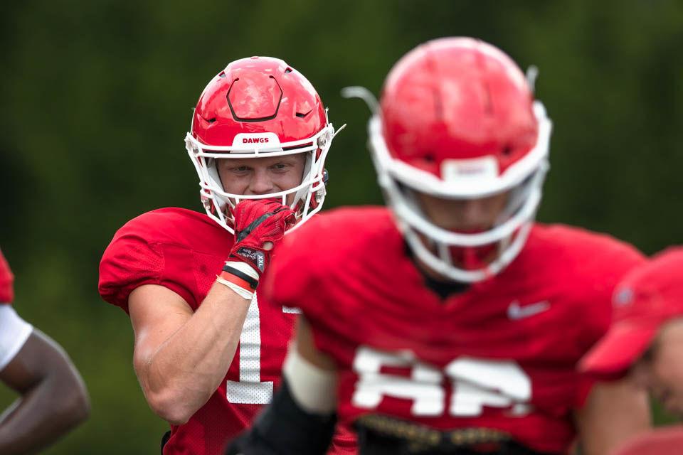 Graduate transfer Eli Wolf looks to help Georgia fill ‘position of need ...