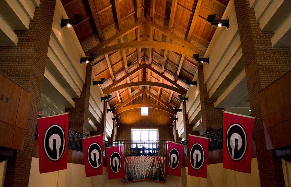 OPINION: Dining hall receipts pose health risk to workers | Opinion ...