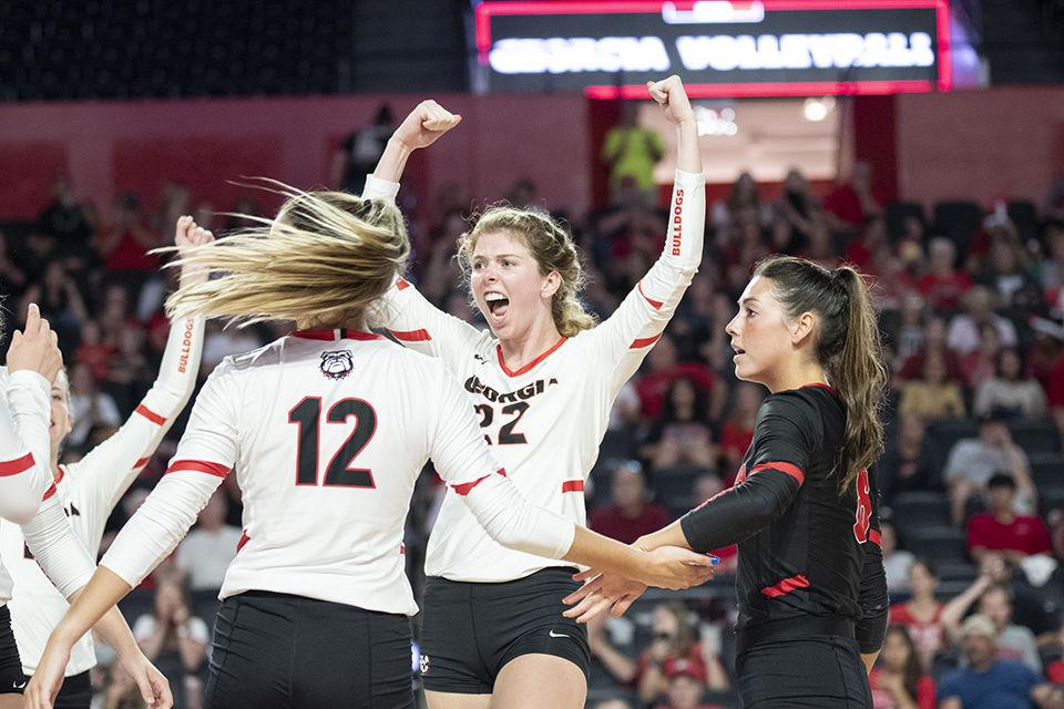 Georgia volleyball wins the key moments to edge Alabama 3-0 | Georgia ...