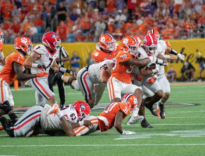 PHOTOS: Georgia vs Clemson, second half | Multimedia | redandblack.com