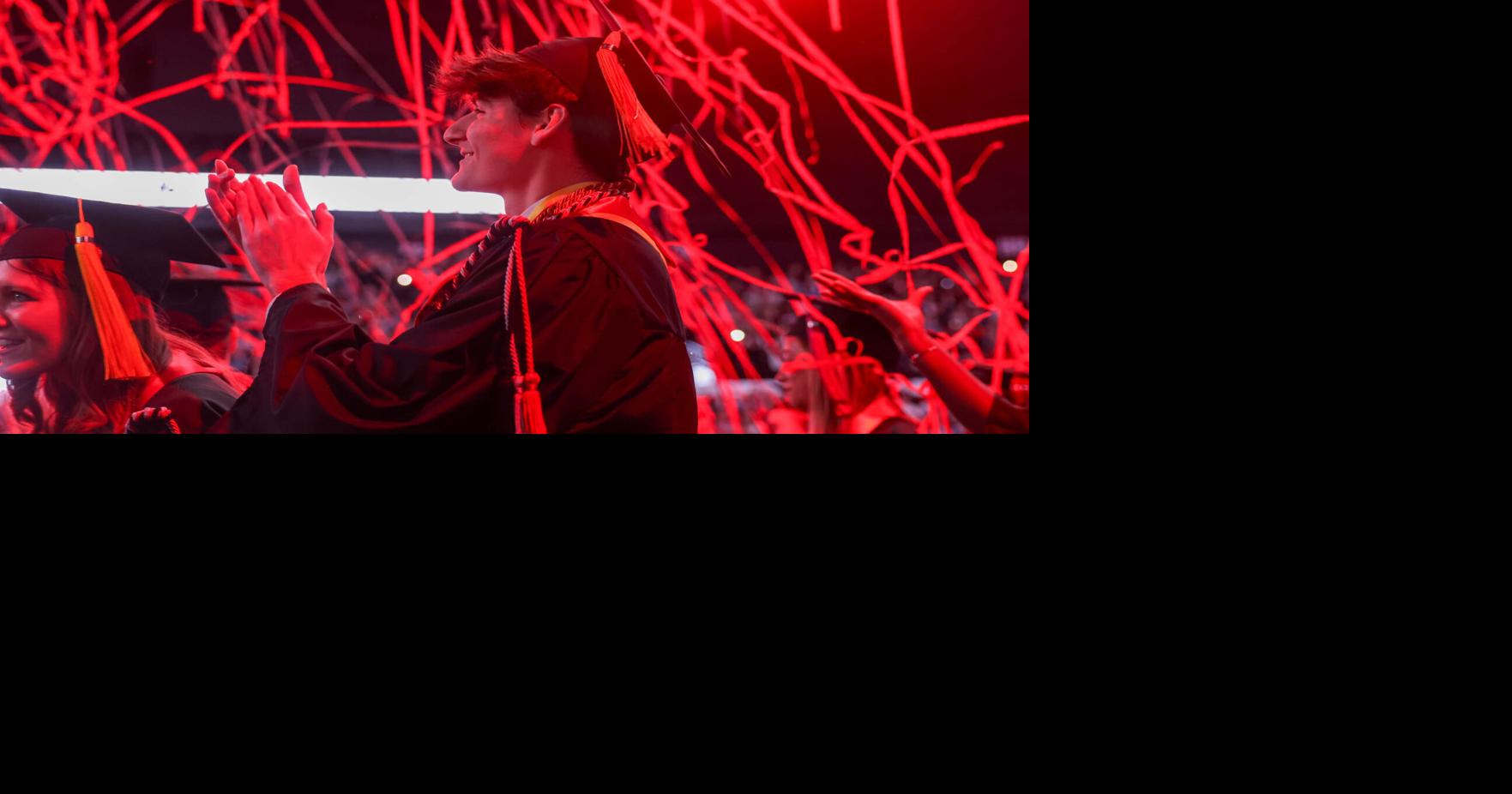 PHOTOS: UGA Fall Commencement 2025 | Multimedia | redandblack.com