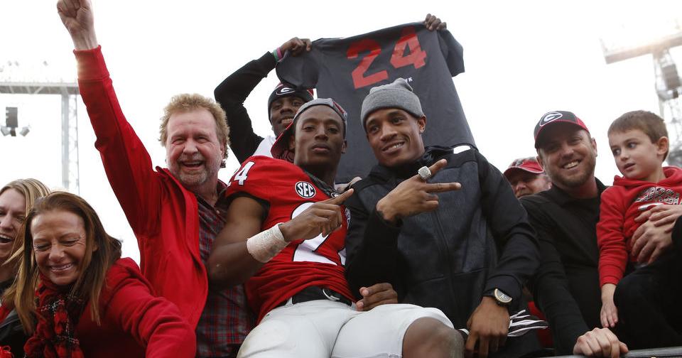 Football notebook: Dominick Sanders snags sixth pick in victory ...