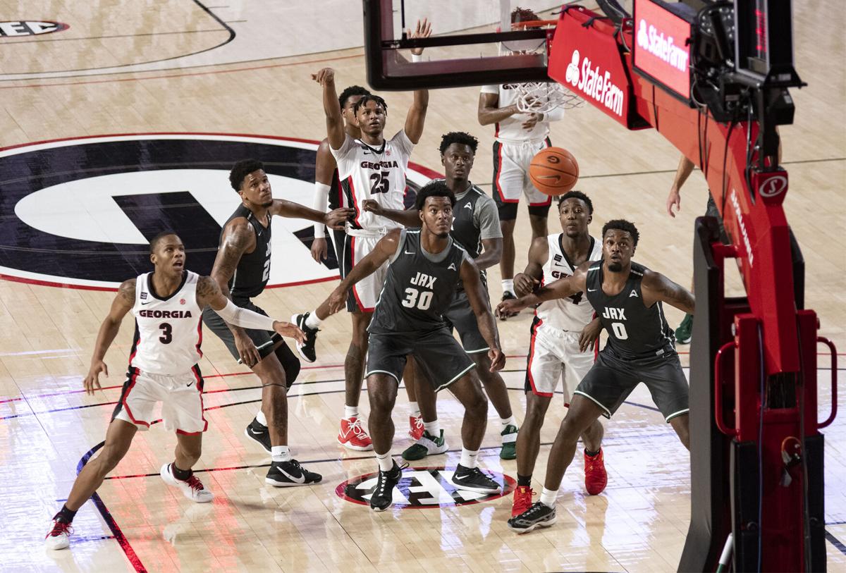 PHOTOS: UGA men's basketball sweeps past Jacksonville 98-65 ...