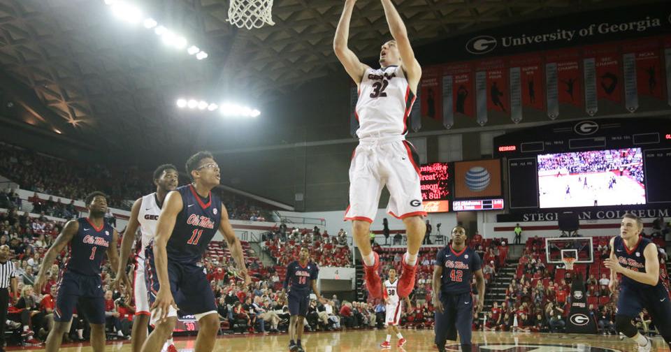 Mike Edwards' dunks making a difference for Georgia basketball ...