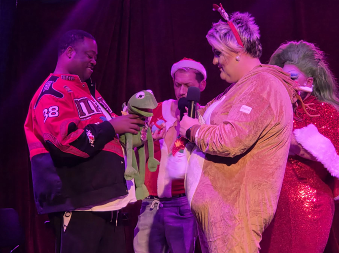 Athens Showgirl Cabaret delivers a dazzling drag Christmas spectacular ...