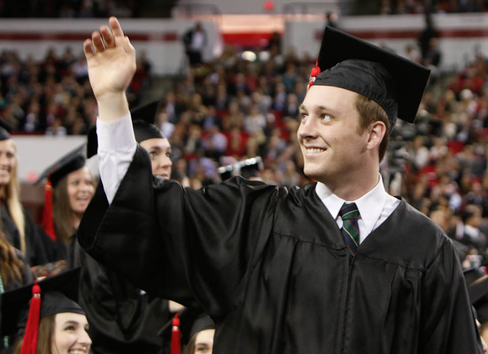 Photo Gallery: Fall 2015 Commencement | Multimedia | redandblack.com