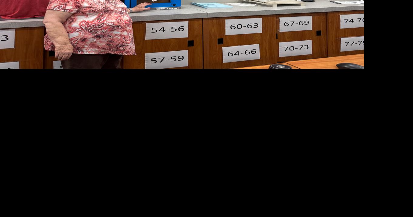 Georgia Gee brings comfort, support to UGA bookstore | Campus News ...