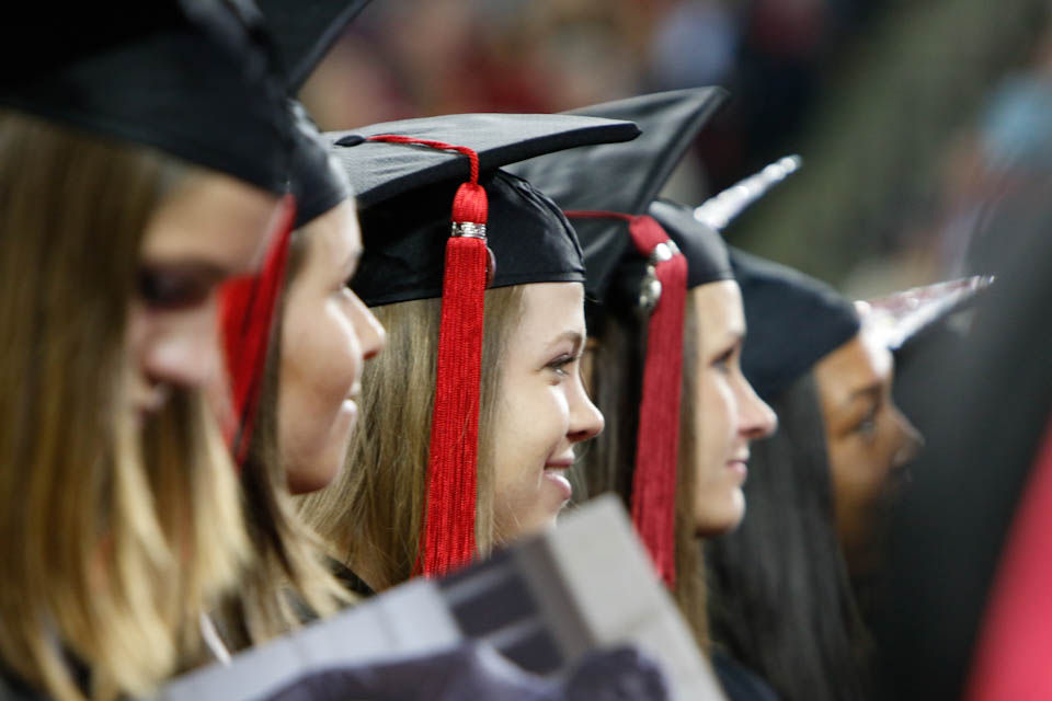 Photo Gallery: Fall 2015 Commencement | Multimedia | redandblack.com
