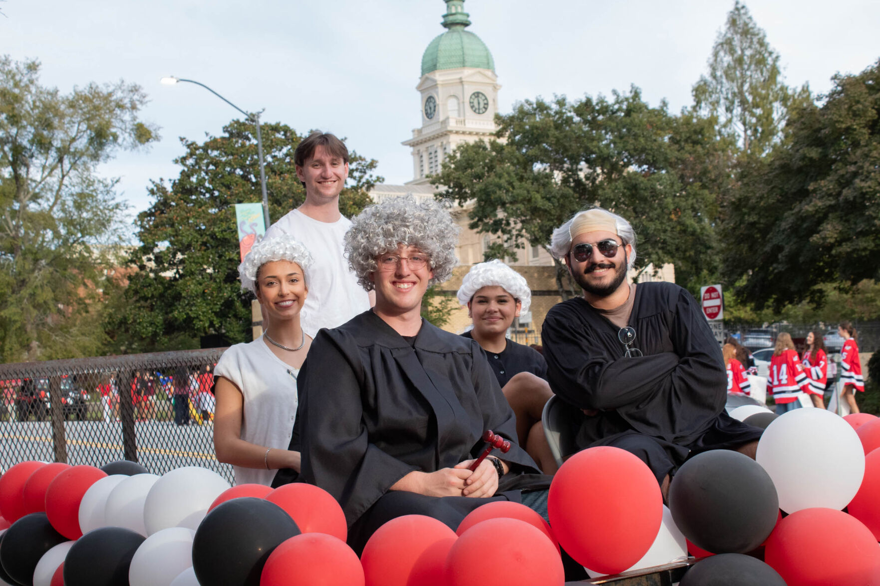 FOTOS: Desfile de Homecoming 2025 de la UGA | En-espanol | redandblack.com
