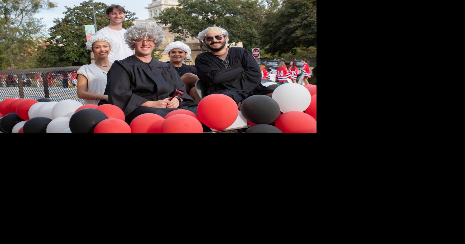 PHOTOS: 2025 UGA Homecoming Parade | Multimedia | redandblack.com